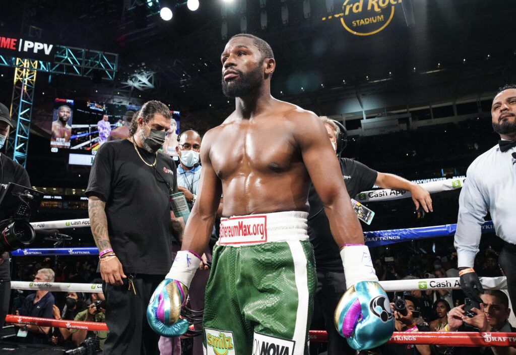 Floyd Mayweather, A Bad Check, And An All Too Common Story In Boxing ...